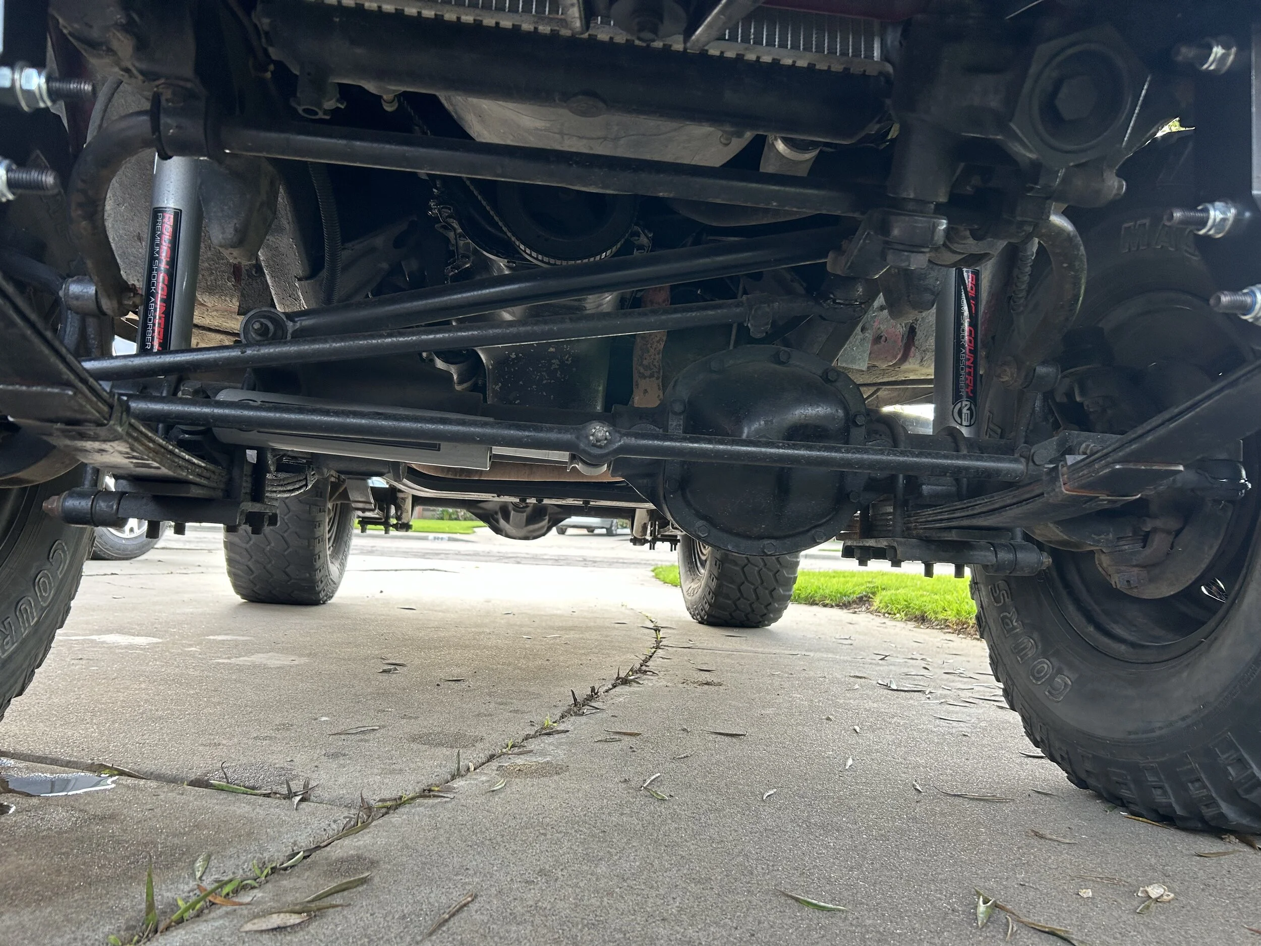 Shackles at an angle: are my leaf springs bent? | Jeep Wrangler YJ Forum